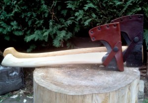 How to fit a new axe handle | The Ray Mears & Woodlore Bushcraft Blog